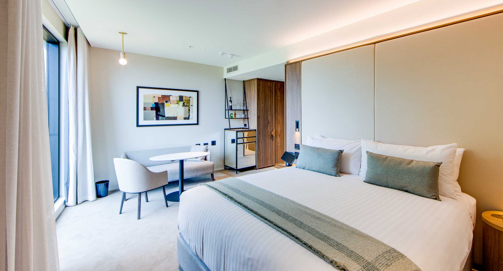 Studio King | Oval Hotel